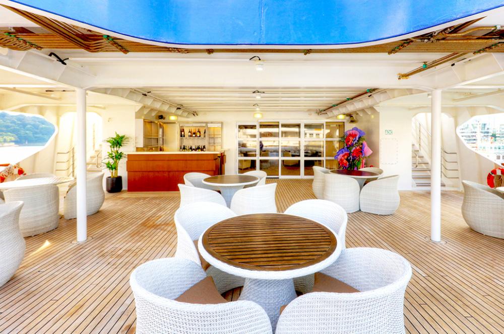 Coral Discoverer - South Pacific Cruises, Luxury South Pacific ...