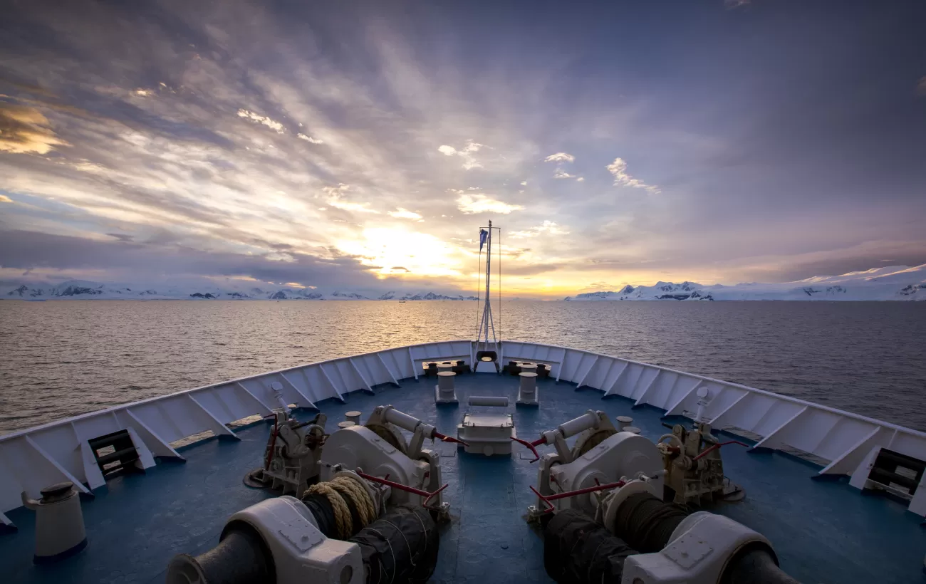 Best Antarctica Expedition Cruise Lines