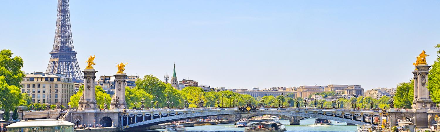 Best Time to Take a Seine River Cruise (France) - France Travel Articles