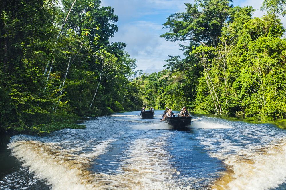 Amazon River Luxury Cruises aboard the Aria Amazon