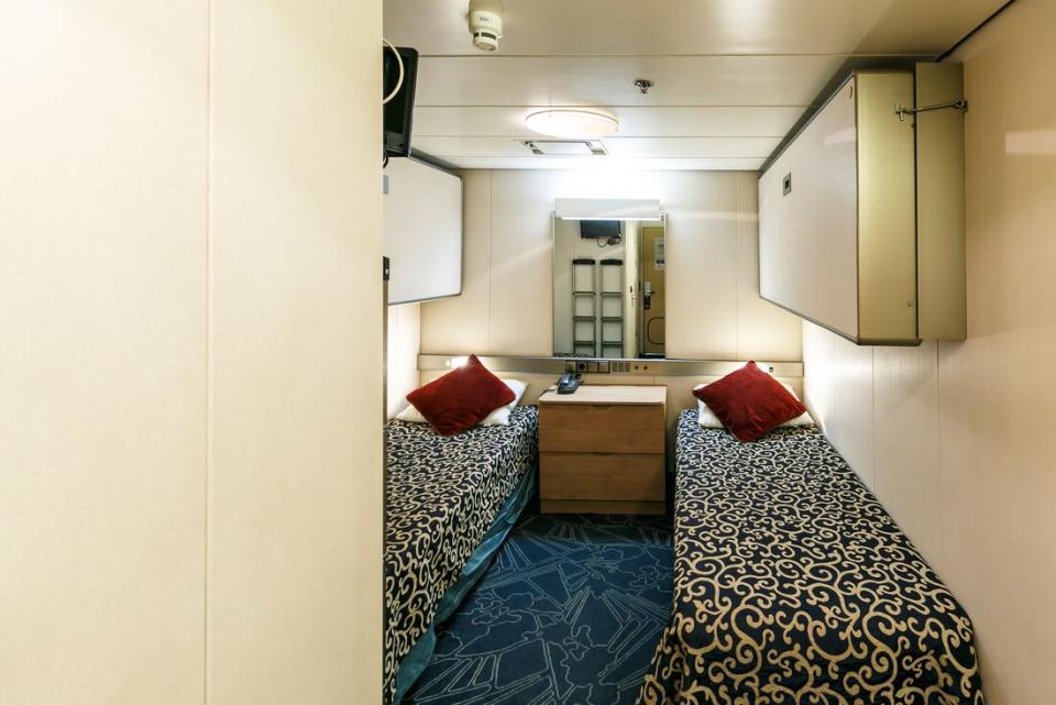 11-Day Best of Antarctica Expedition Cruise on Ocean Endeavour