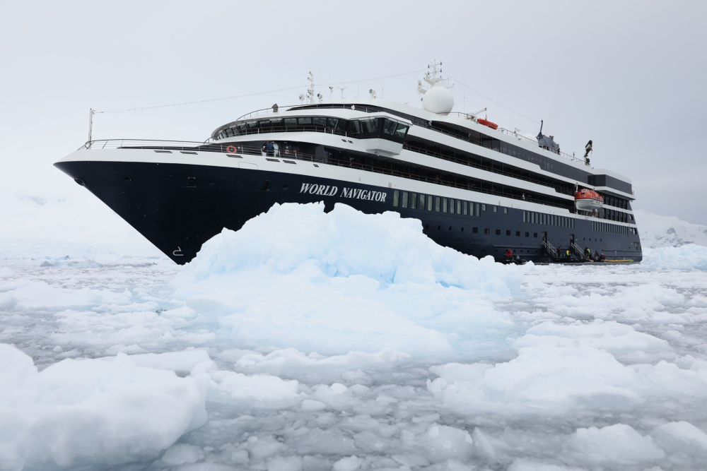 World Navigator Prices, Itineraries, Photos, Deck Plans, Cabins ...
