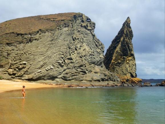 Galapagos Cruise – Central & Genovesa Islands Galapagos cruise on the ...