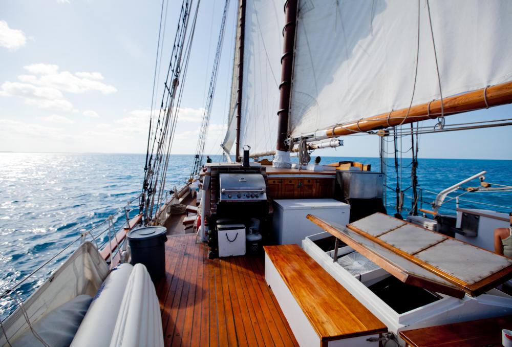 Liberty Clipper - Cruises to the Caribbean, Sailing Caribbean Cruises