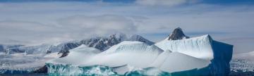 Cruising the Poles - Arctic and Antarctic Small Ship Expedition Cruises ...
